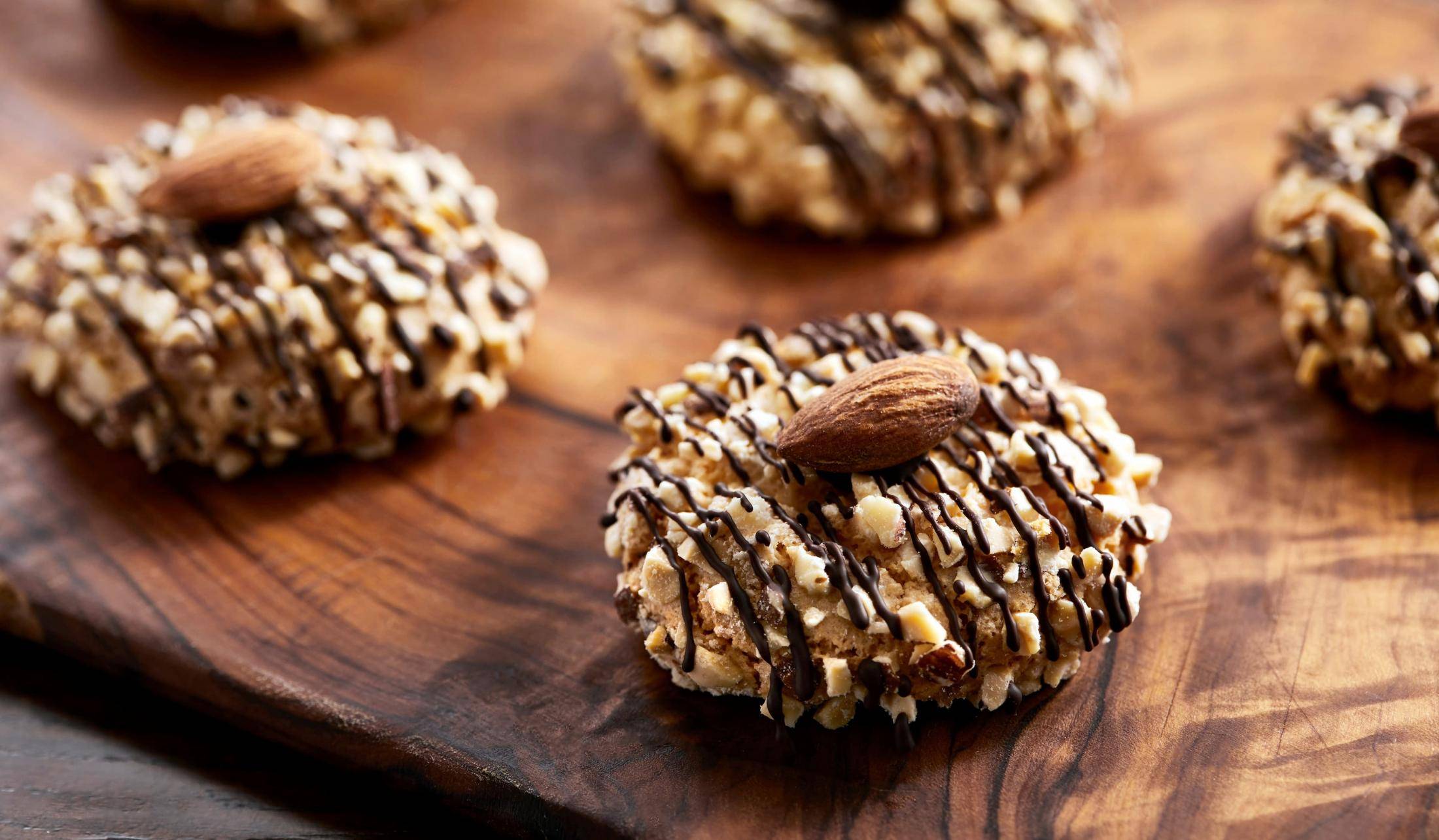 American Almond | American Almond